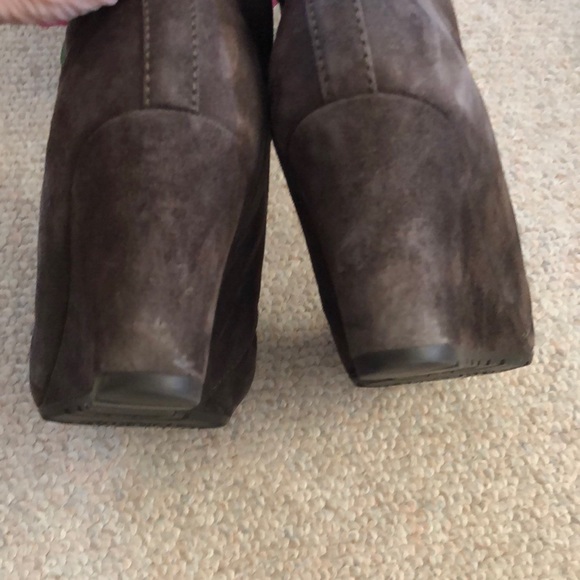 Clarks | Shoes | Clarks Artisan Gray Suede Wedge Boots | Poshmark